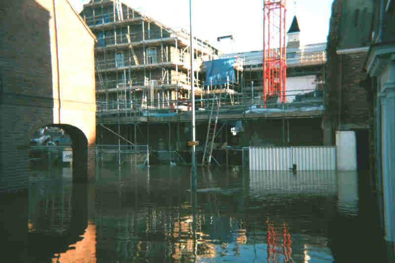 York's Floods Autumn 2000